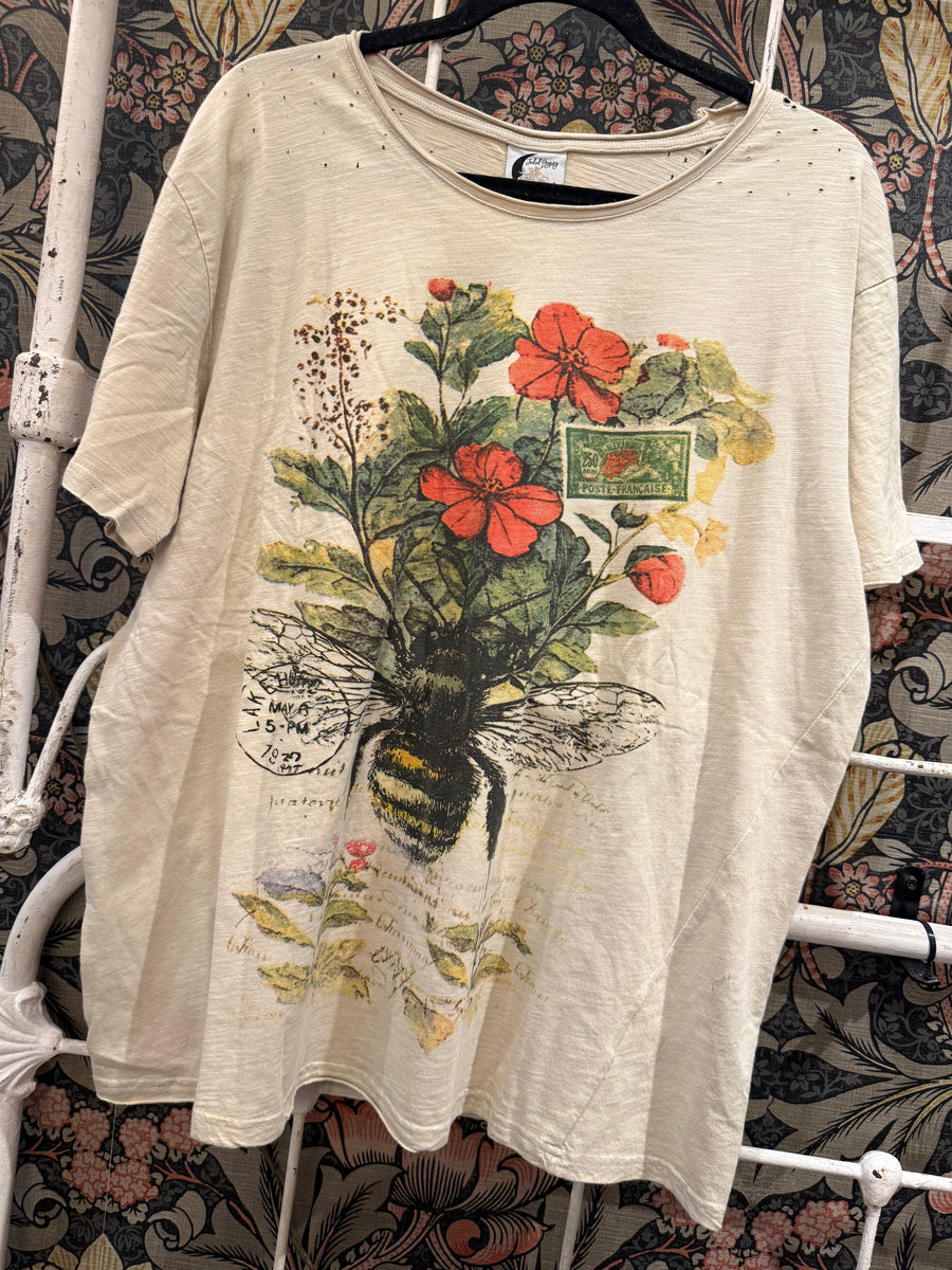 Moon Dance Tee, Friendly Flight by Jaded Gypsy – Poetry Tea Dollhouse