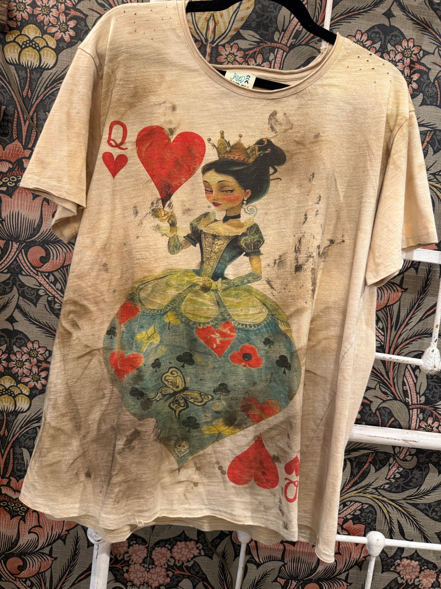 Moon Dance Tee, Queen of Hearts by Jaded Gypsy – Poetry Tea Dollhouse